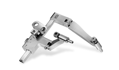 Distractors and Compressors – Friedrichs Daniels